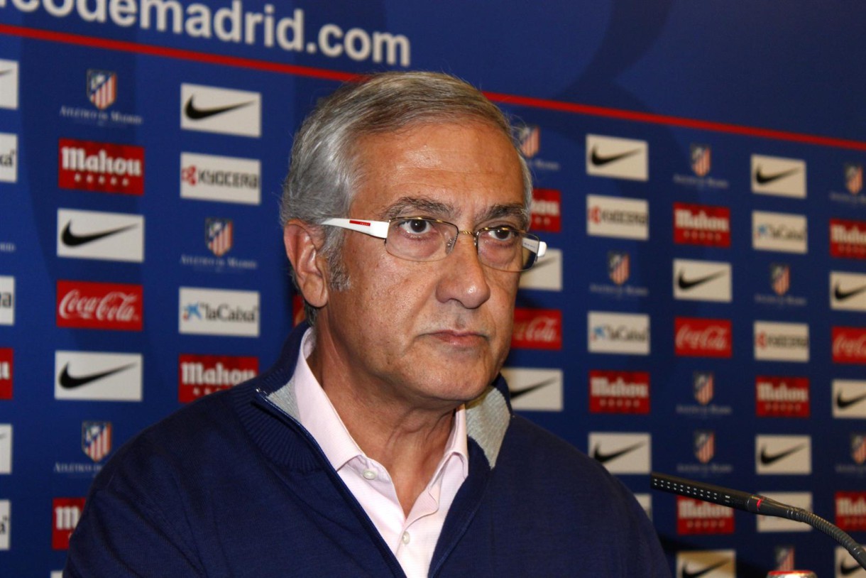 El Atlético de Madrid destituye a Gregorio Manzano y espera al ‘Cholo ...