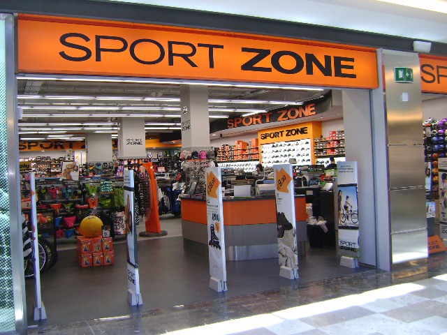 Sport Zone lanza su nueva tienda de material deportivo