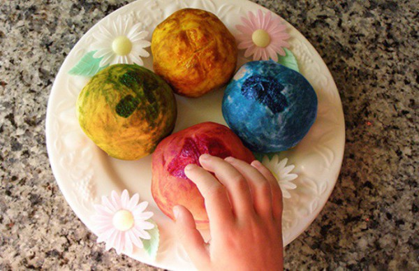 Receta de pan casero de colores para niños