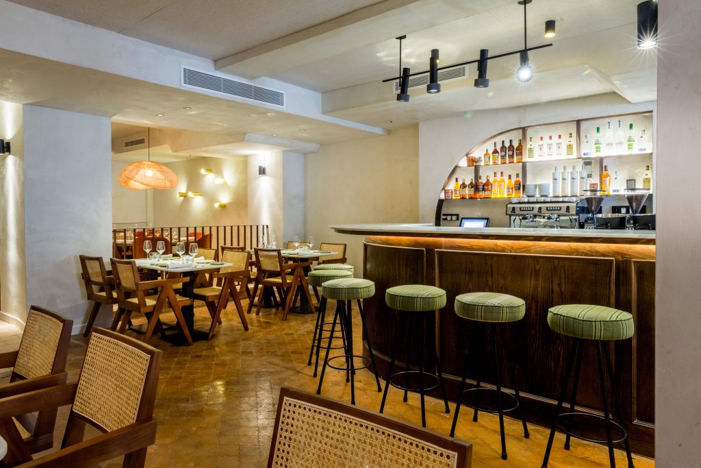 Bar H Emblemático: Deliciosa oferta de desayuno a cena (Madrid)