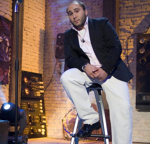 Kiko Rivera Pantoja (Paquirrín) y sus comprometidas fotos en Fresa Ácida