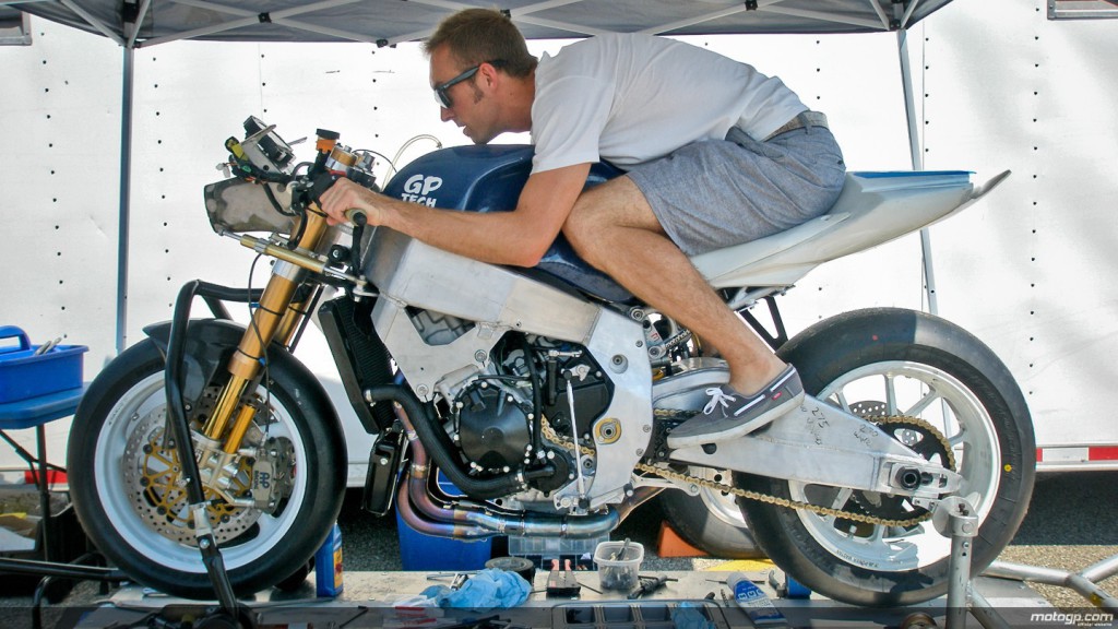 Aaron Yates será el piloto de la CRT GPTech Suzuki en Indy