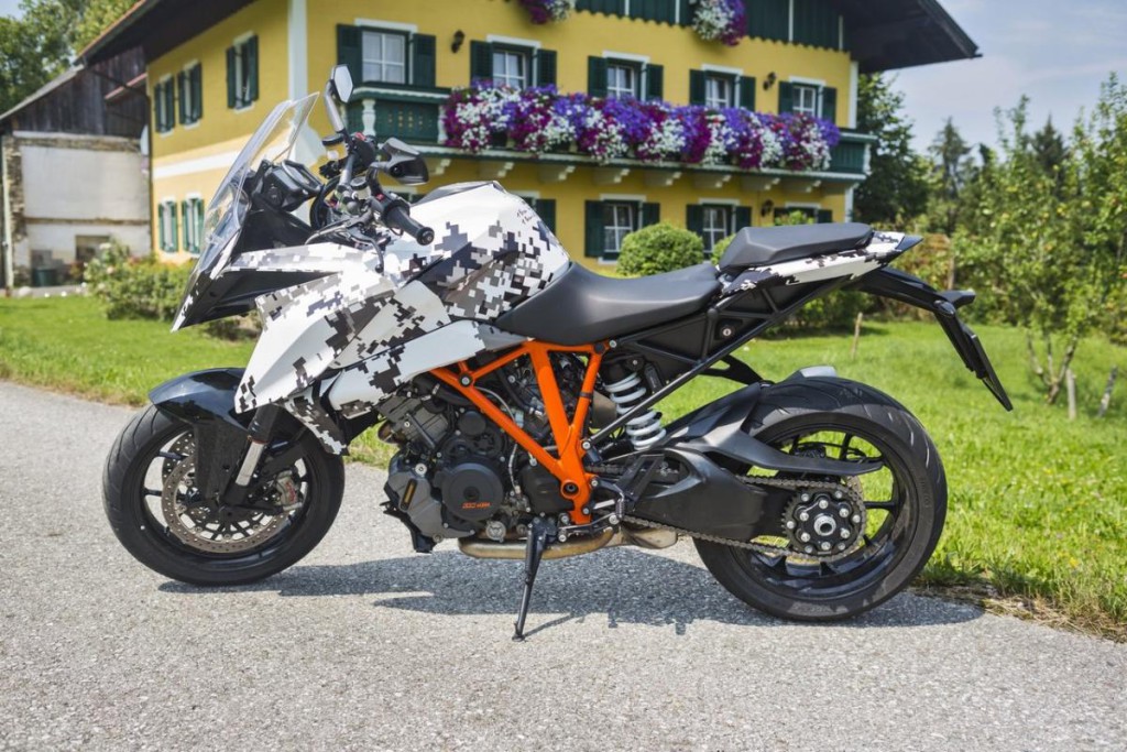 Llegan las primeras imágenes de la KTM 1290 Super Duke