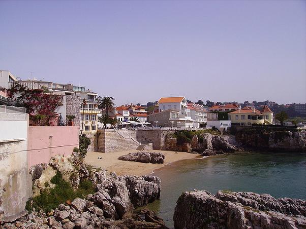 Cascais, playa y compras